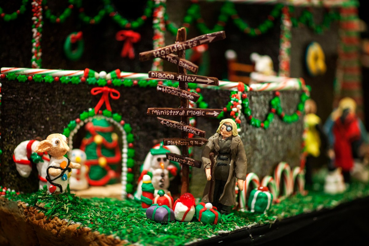 Gingerbread Village at Sheraton Seattle Hotel opens today – S E A T T L ...