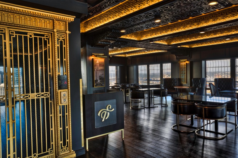 Iconic Smith Tower Reopens to Visitors – S E A T T L E I T E