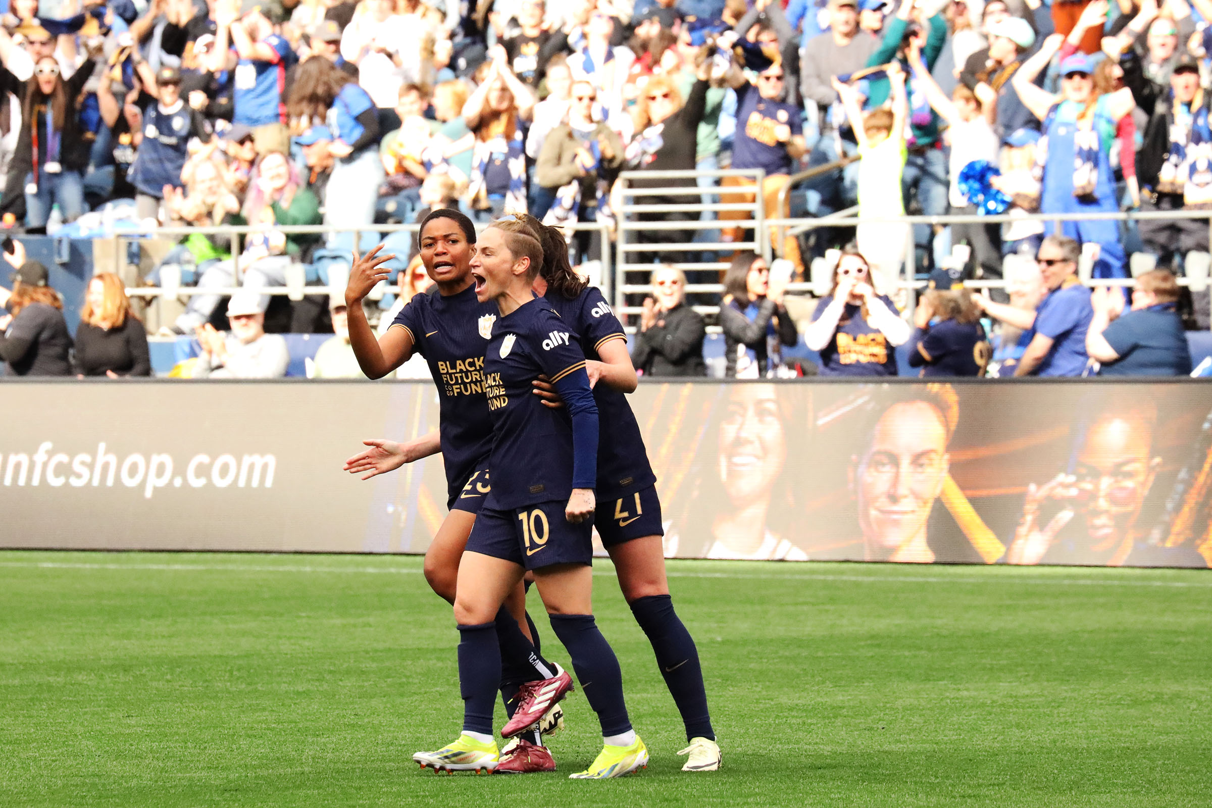 OL Reign Returns to Their Roots With Rebrand As Seattle Reign – S E A T ...