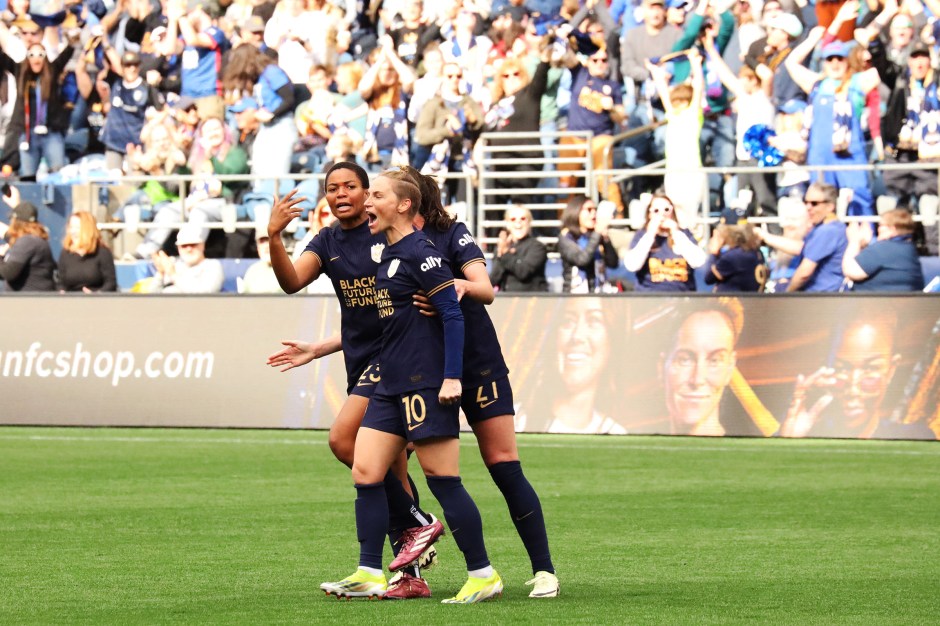 OL Reign Returns to Their Roots With Rebrand As Seattle Reign – S E A T ...