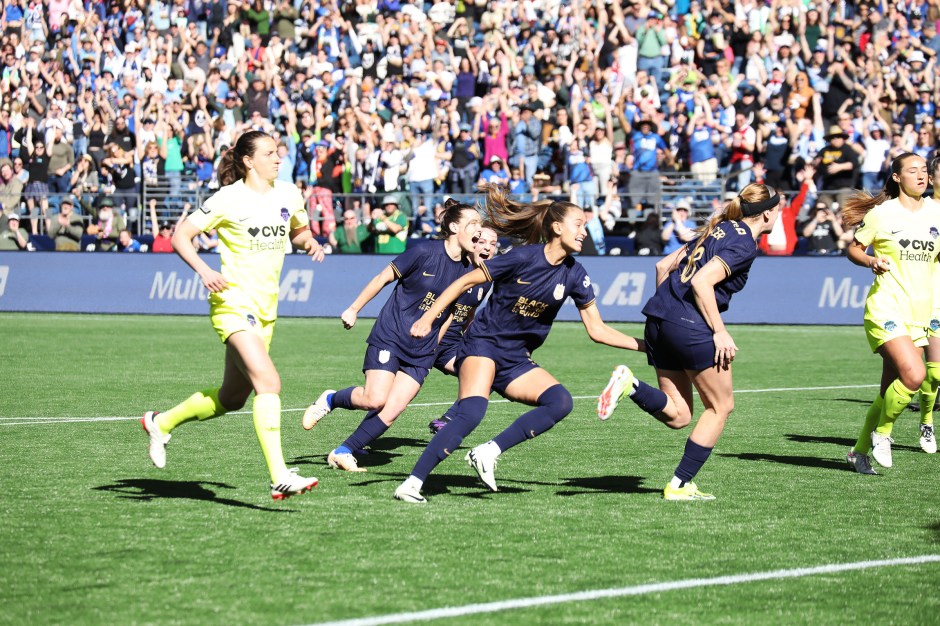 OL Reign Returns to Their Roots With Rebrand As Seattle Reign – S E A T ...